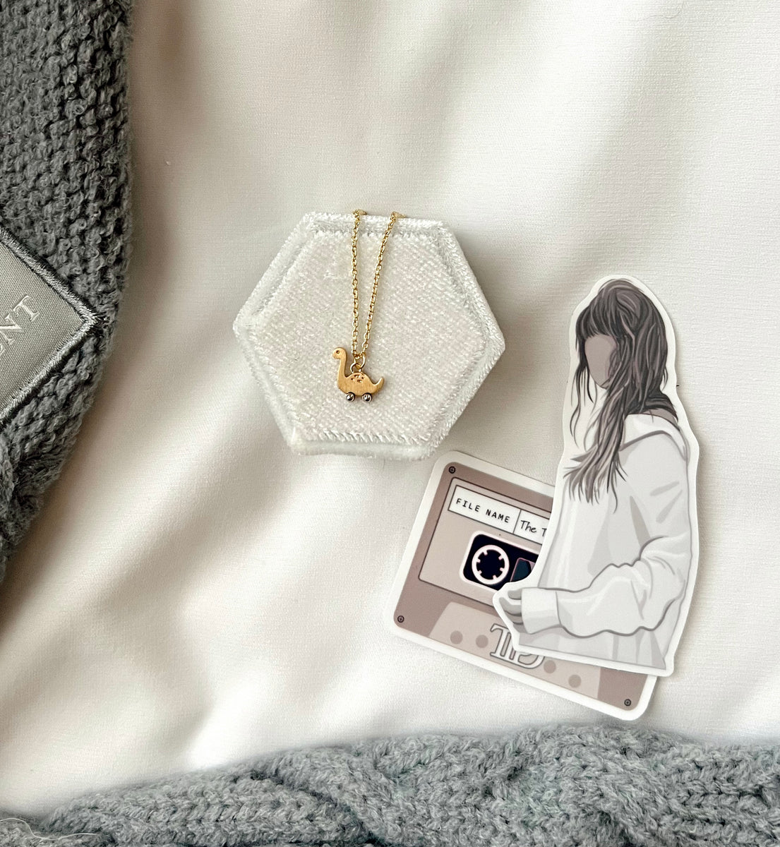 Robin Necklace – Marie Rings